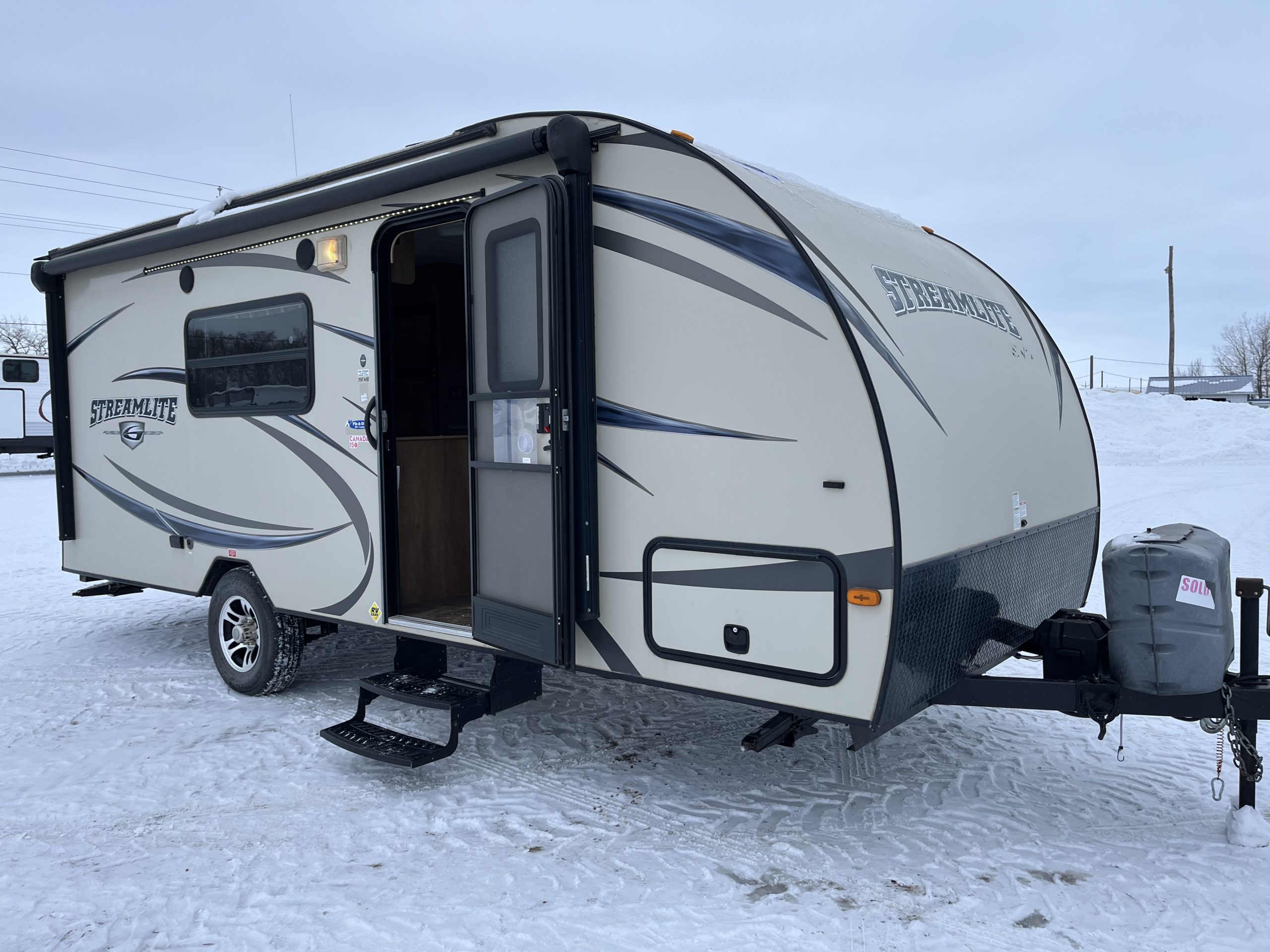 2016 Gulf Stream Streamlite 19FMB Lightweight Couples Camper – Pik-A ...